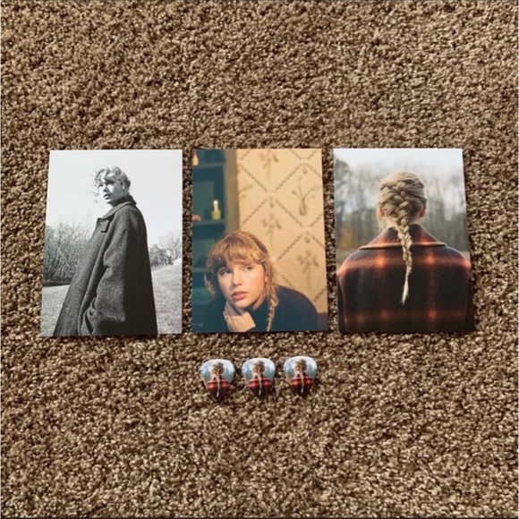Taylor Swift | Accessories | New Taylor Swift Folklore Post Card Guitar ...